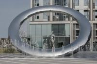 China Eco Friendly Modern Stainless Steel Sculpture With Brush Technique Interactive Design for sale