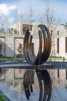 China Custom Stainless Steel Fountain Sculpture 316L Hoop Design for Luxury Real Estate and Architectural Outdoor Decorative Applications for sale