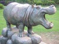 China Outdoor Park Decor Copper Metal Hippo Statue Sculpture Outdoor Bronze Animal Sculpture Metal Crafts for sale