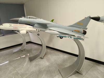 China Custom 1/72 Scale Bombardier Global 7500 Business Jet Model Plane with Lifelike Design and Customizable Options for sale