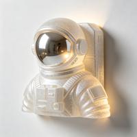 China Premium Resin 3D Astronaut Wall Sconce with Automotive Grade Paint and Built-in LED Warm Light for Customized Space Themed Decor for sale