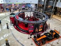 China Life Size Fiberglass Formula 1 Display Model, Customizable Full-Size Racing Car Sculpture for Mall & Exhibition for sale