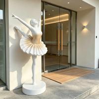 China Life Size Fiberglass Ballerina Sculpture with Gradient Tutu Skirt and Automotive Grade Paint for sale