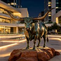 China Outdoor Antique Bronze Finished 304/316 Stainless Steel Longhorn Bull Sculpture 15M High for Park Plaza for sale