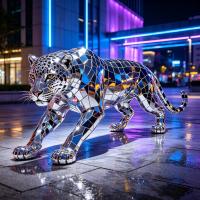 China Mirror Mosaic Stainless Steel Leopard Sculpture in Lifelike Prowling Pose for Weather Resistant Outdoor Display for sale