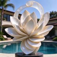 China Large Cream Lotus Flower Outdoor Sculpture with Fiberglass Composite Material and Weather-Resistant Coating Customizable Height for sale