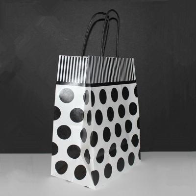China Black and White Polka Dot Kraft Paper Gift Bag for sale