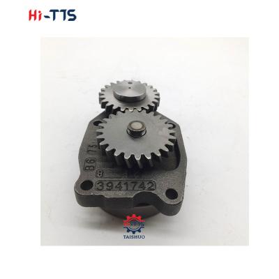 China 6D102 6BT Diesel Engine Oil Pump 4935792 3926203 5346430 3941742 Cast Iron Alloy for Excavator for sale