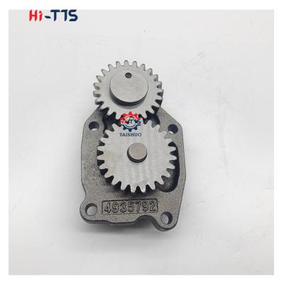 China Cast Iron Alloy Oil Pump Water Pump Compatible with 6BT 6D102 S6D102 Diesel Engine 3802358 for sale