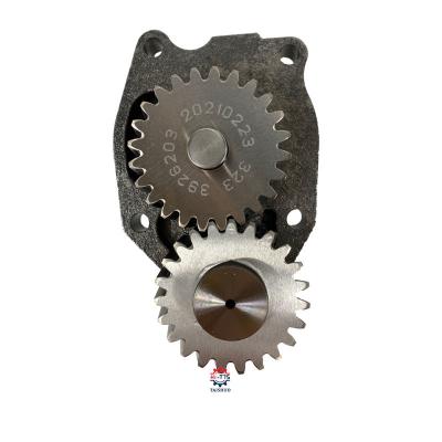 China Diesel Engine Oil Pump 3926203 3941742 3901175 3906414 for 4BT 6BT Cast Iron for sale