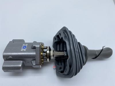 China Excavator Foot Pedal Pilot Valve ZAX200 Foot Wook Assy 100% New 1 Year Warranty for sale
