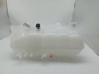 China Truck Expansion Tank 21883433 22430043 22821826 for Radiator Water Tank 12 Month Warranty for sale