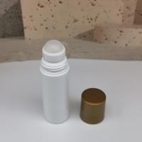China 90ml Essential Oil Roll On Bottle Deodorant PE Plastic Bottle Roller Ball With Flat Top Lid for sale