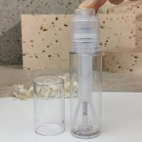 China 35ml 50ml 60ml Widespread Powder Spray Bottle For Light Sliver Powder Puff Glitter Dust Spray for sale