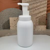 China 600ml Boston Cylinder Plastic HDPE Foam Pump Bottle For 3cc 58mm Foam Pump for sale