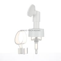 China 40MM 43MM Soap Spray Bottle Foam Pump With Soft Silicon Brush And Clip 0.8ML/T for sale
