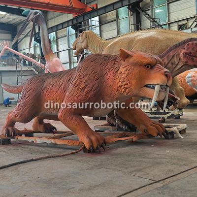 China Ultra Realistic Customizable Animatronic Smilodon with Dynamic Interactivity for Theme Parks and Museums for sale