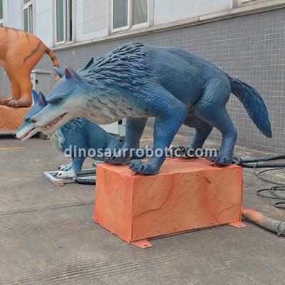 China Ultra Realistic Customizable Animatronic Wolf with Authentic Sound Effects for Theme Parks for sale