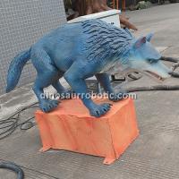 China Ultra Realistic Customizable Animatronic Wolf with Authentic Sound Effects for Theme Parks for sale