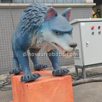 China Ultra Realistic Customizable Animatronic Wolf with Authentic Sound Effects for Theme Parks for sale