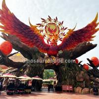 China Custom Golden Crow Animatronic with 3D Modeling Dynamic Water Spraying for sale