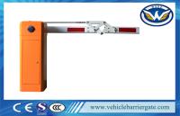 China High Speed Car Park Barriers With 4.5 meters 180 Degree Articulated Boom for sale