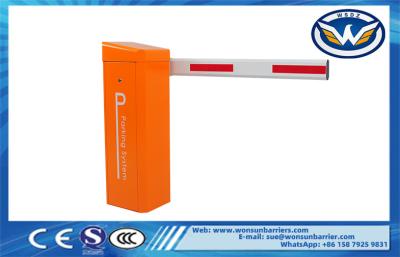 China Remote Control Car Park Barriers 100m Distance 0.9s-6s Operation Speed for sale