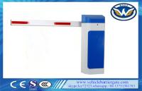 China Luxury Traffic Light LED Car Park Barriers Folding Boom 90 Degree Black / Red / Blue for sale