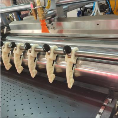 China Servo System Fully Automatic Paper Feeding And Gluing 650A for sale