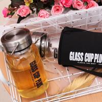 China High Boroslicate Glass Water Bottle With Stainless Steel Lid Leakproof for sale