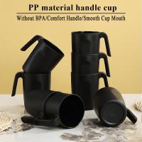 China Plastic Cups With Handles 15oz Reusable Water Cup For Camping for sale
