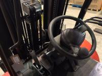 China Customised All / Rough Terrain Forklift , 3.5 Ton Red Steel Atv Forklift for sale