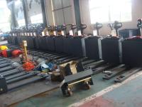 China 160mm Fork Load 2.5 Ton Hand Manual Pallet Truck for sale