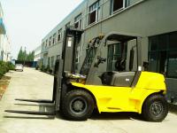 China Duplex Mast Lifting Height 3000mm 2T Diesel Forklift Truck for sale