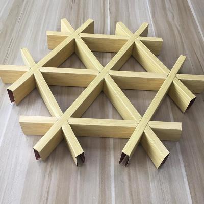 China Triangular Open Cell Metal Ceiling Tiles Aluminum Metal Grille Ceiling for sale