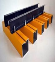 China Extruded Box Aluminum Baffle Ceiling PVDF Coating 0.8mm-3mm for sale