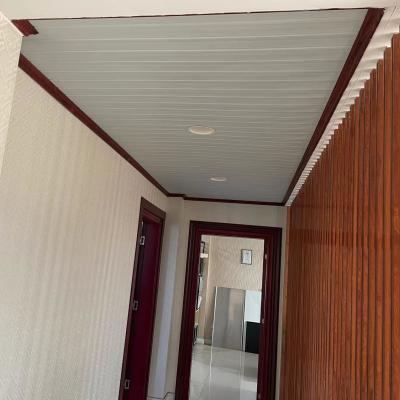 China Linear G Strip Ceiling Aluminium Strip 300mm Width Wooden Grain Coating for sale