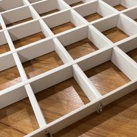 China Aluminum 595x595mm Grid Ceiling Tiles For Shopping Mall Customized Size for sale