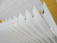 China 25Wx150H Aluminum Metal Ceiling Thickness 0.7mm Dripping Baffle Ceiling for sale