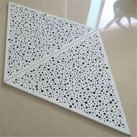 China 1000x1000x1000mm Aluminum Metal Ceiling Clip In Metal Triangular Ceiling for sale