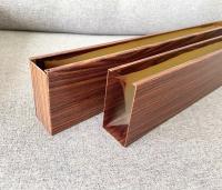 China 300x300x3000mm U Baffle Ceiling Thickness 0.5mm Customized Size for sale