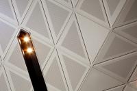 China 1000x1000x1000mm Triangular Clip In Ceiling For Metro Station for sale