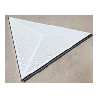 China 1200x1200x1200mm Aluminum Metal Ceiling Clip In Metal 3D Triangle Ceiling for sale