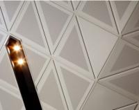China Aluminum Triangular Clip-In Ceiling For Convention Center Wall Decoration for sale