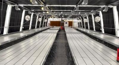 China ABS Greenhouse Benches 4x8FT Rolling Benches For Growing for sale