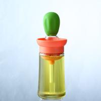China Kitchen Oil Dispenser Bottle with Scale and Silicone Grill Brush 400g 6.45x20cm for sale