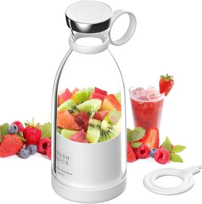 China Portable USB Rechargeable Mini Juicer Cup 400ml BPA-Free Plastic Blender for Smoothies for sale