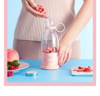 China Portable USB Rechargeable Mini Juicer Cup 400ml BPA-Free Plastic Blender for Smoothies for sale