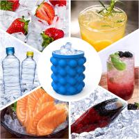 China 267g Portable Silicone Half Round Space Saving Ice Bucket with Lid 13x14cm Blue Red Yellow for sale
