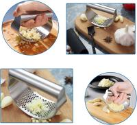 China 304 Stainless Steel Garlic Chopper Mincer Crusher 120g Easy Squeeze Clean Kitchen Grater for sale